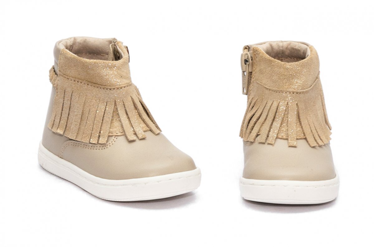 Ghetute fetite piele cu franjuri hokide 410 bej 18-24. Incaltaminte din ...